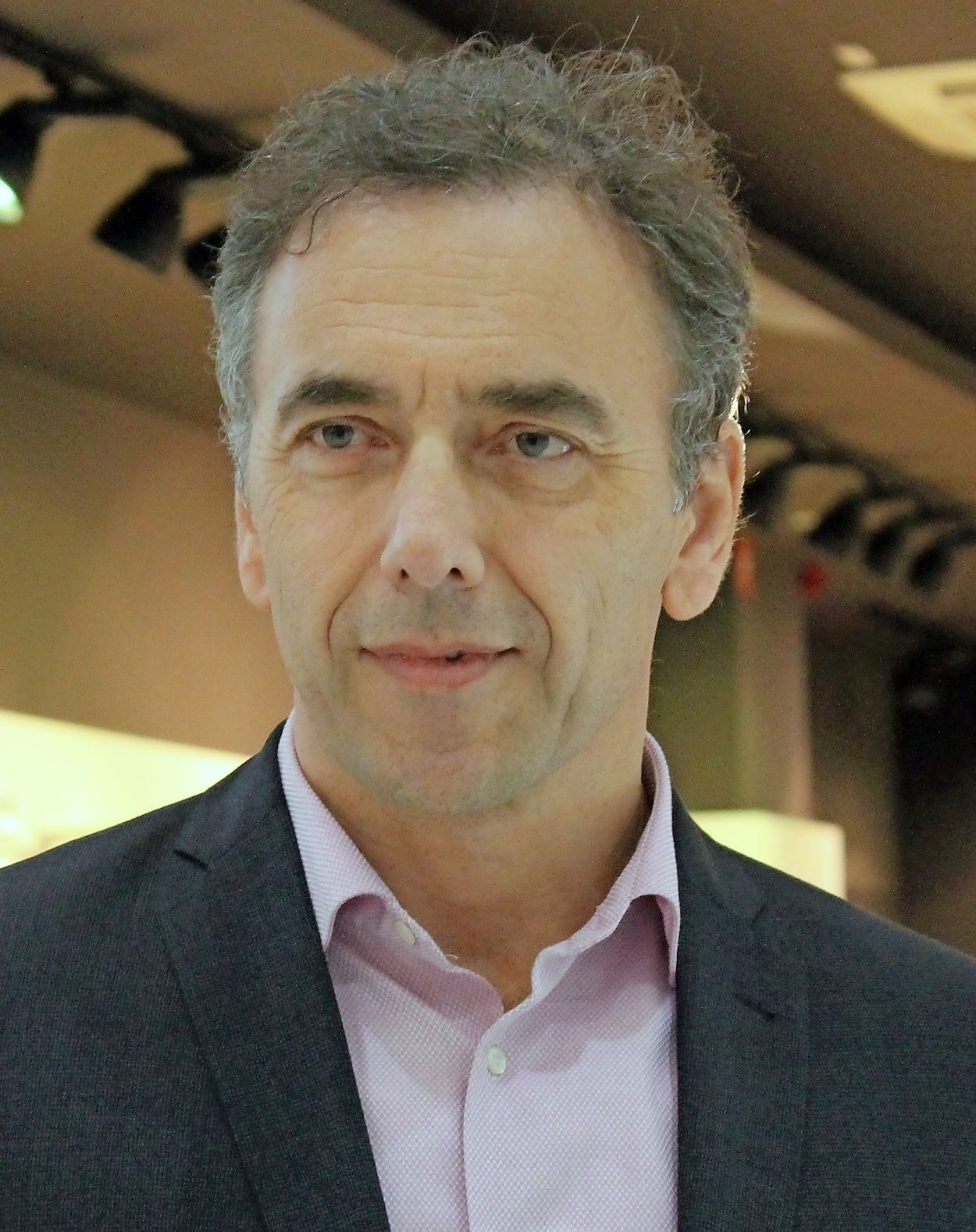 Papež je zdaj svetovalec, iščejo pravnika - Primorske novice