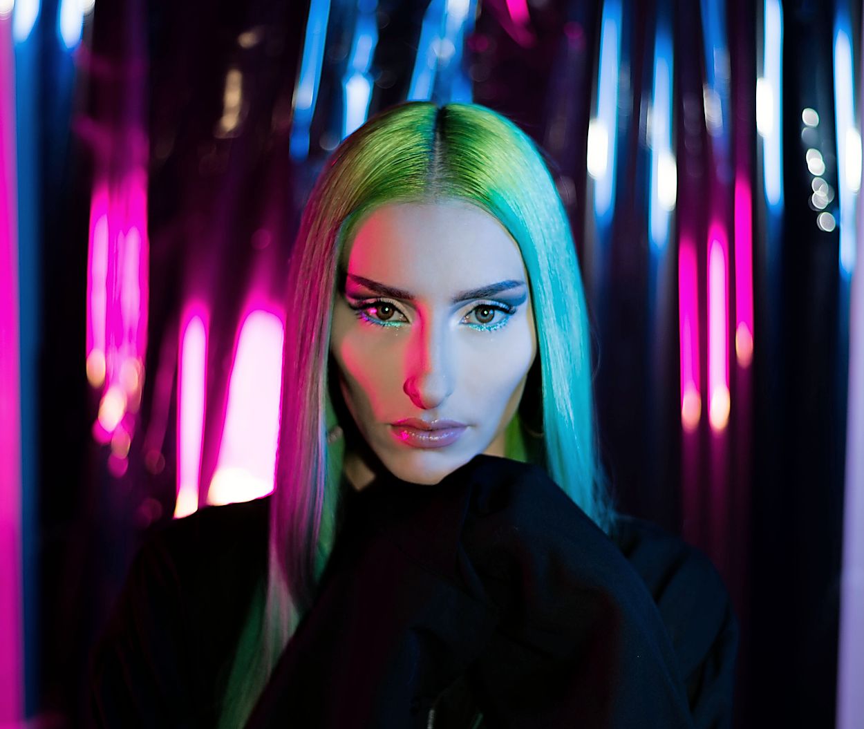 Raiven jutri v Hiši mladih - Primorske novice