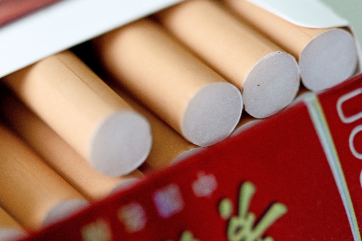 Cigarete so se podražile - Primorske novice