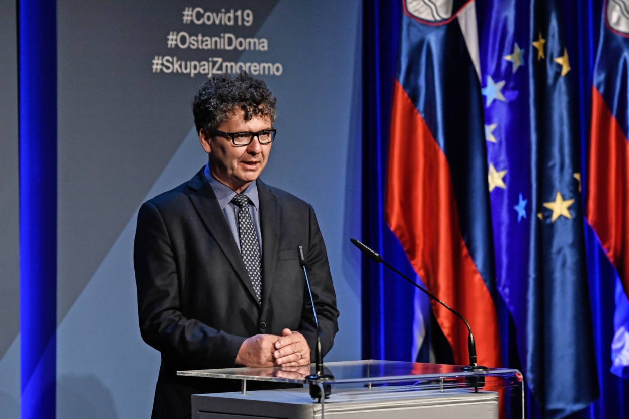 V raziskavi o razširjenosti koronavirusa začeli z dokazovanjem ...