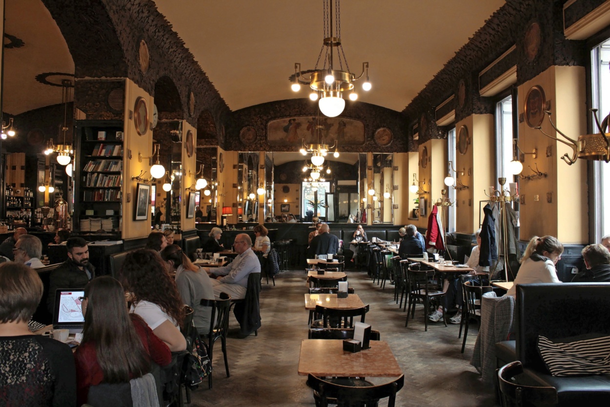 Med najboljšimi italijanskimi bari prvič tržaška kavarna San Marco ...