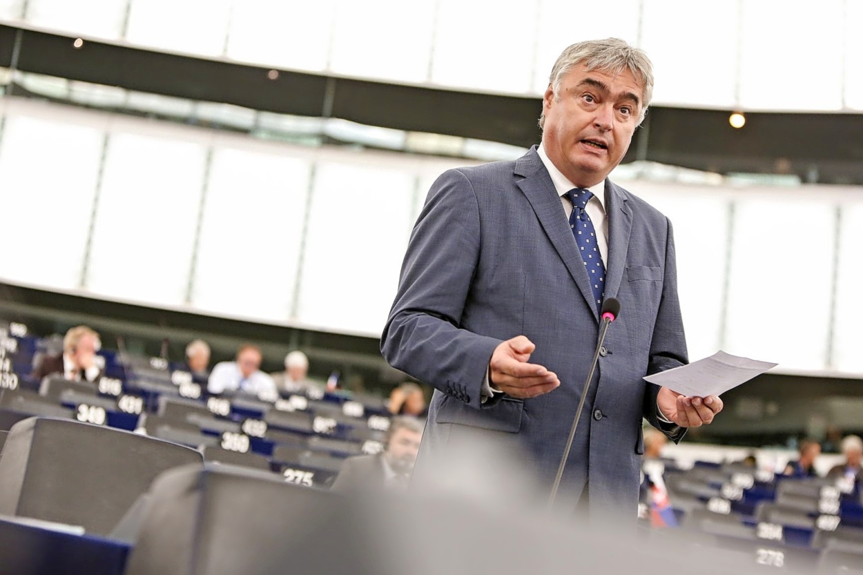 Iran sankcije uvedel tudi proti slovenskemu evroposlancu Zveru ...