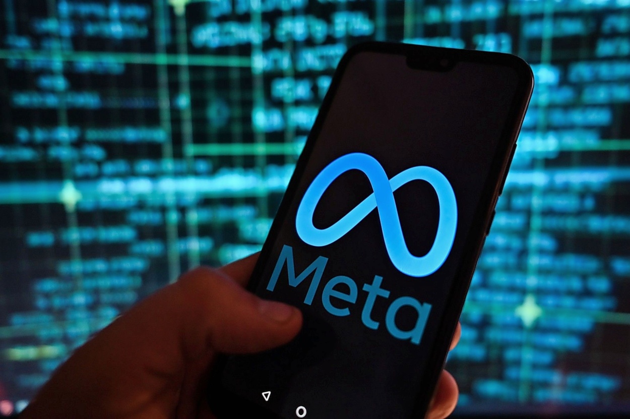 Meta uvaja plačljivo naročnino - Primorske novice