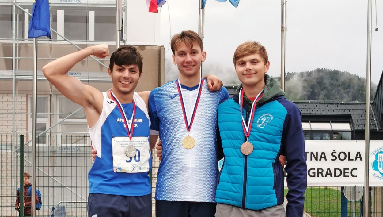 Na Primorsko pet prestižnih zmag - Primorske novice