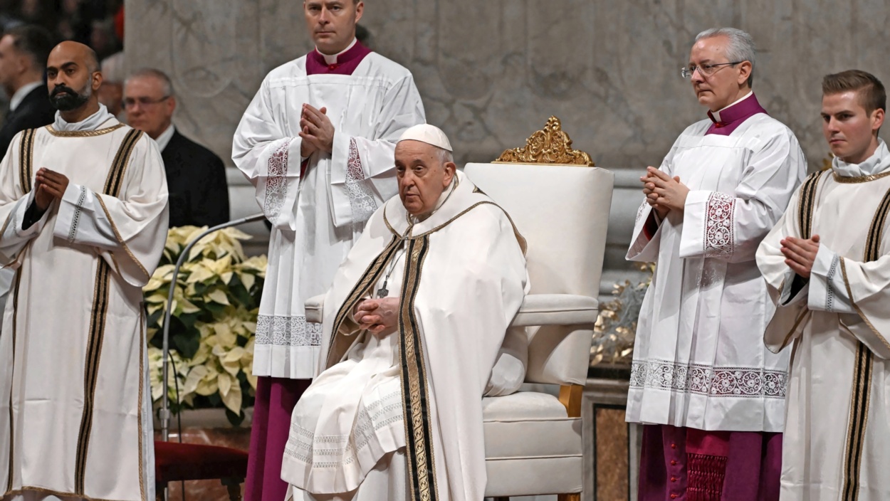 Papež pred božičem pozval k miru - Primorske novice