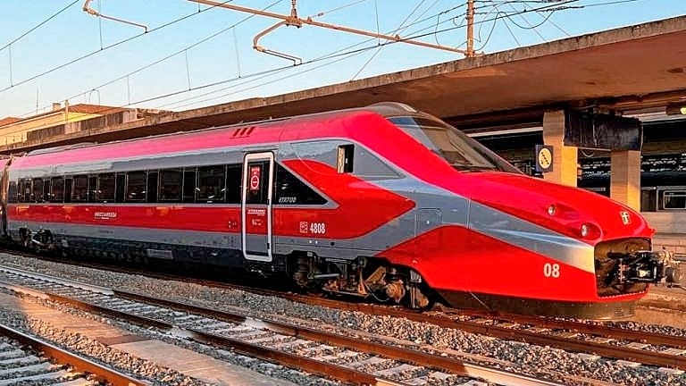 Prihodnje leto železniška povezava Milan-Ljubljana? - Primorske novice