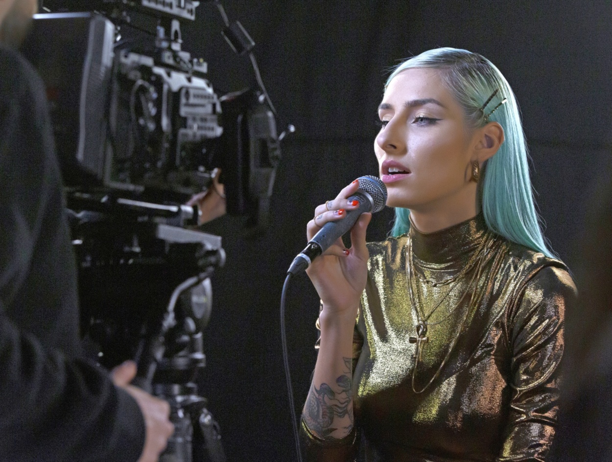 Raiven z evrovizijsko skladbo v soboto premierno na nacionalni TV ...