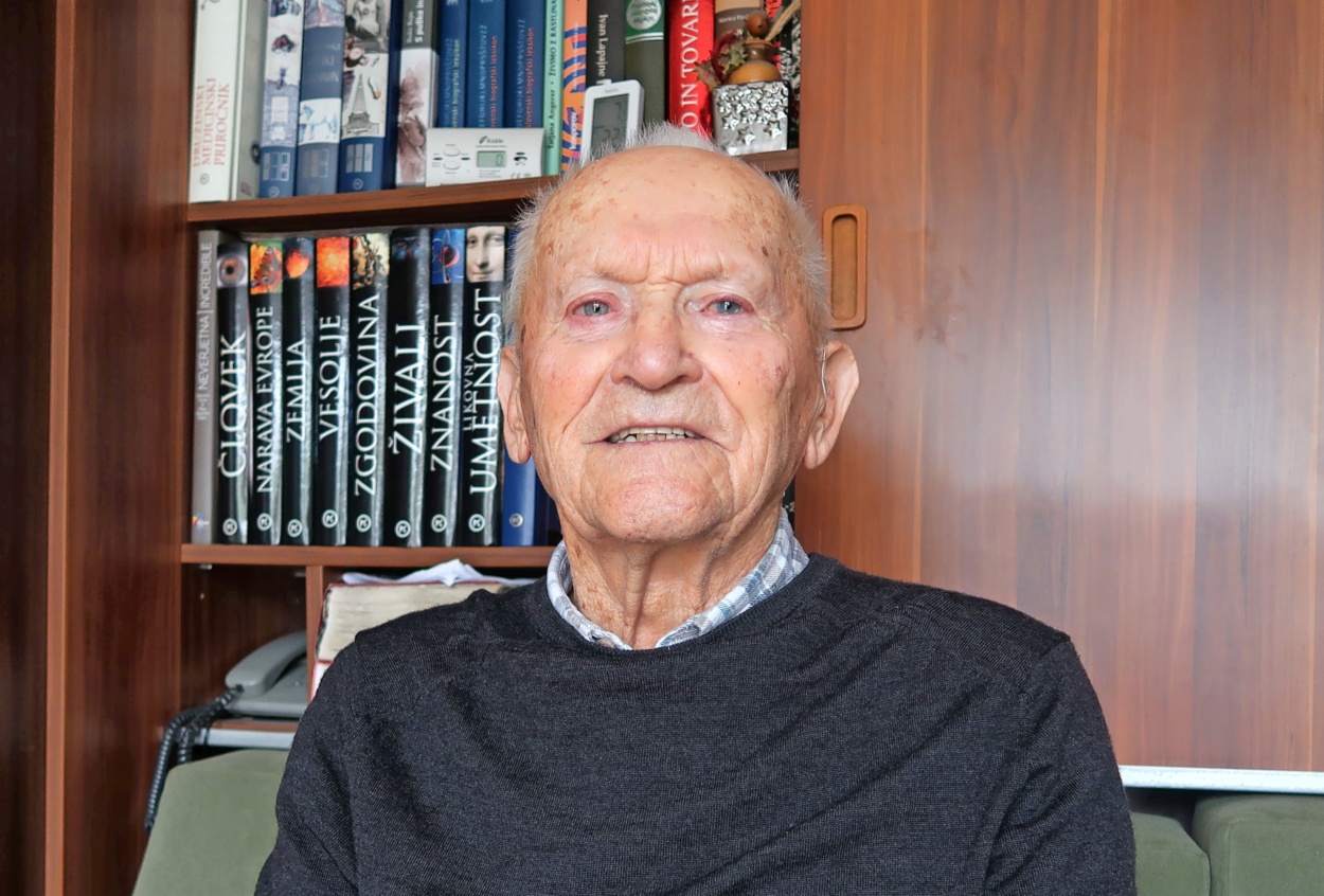 Ivan Bevk je na 104. rojstni dan odložil orodje in praznoval mladostno ...