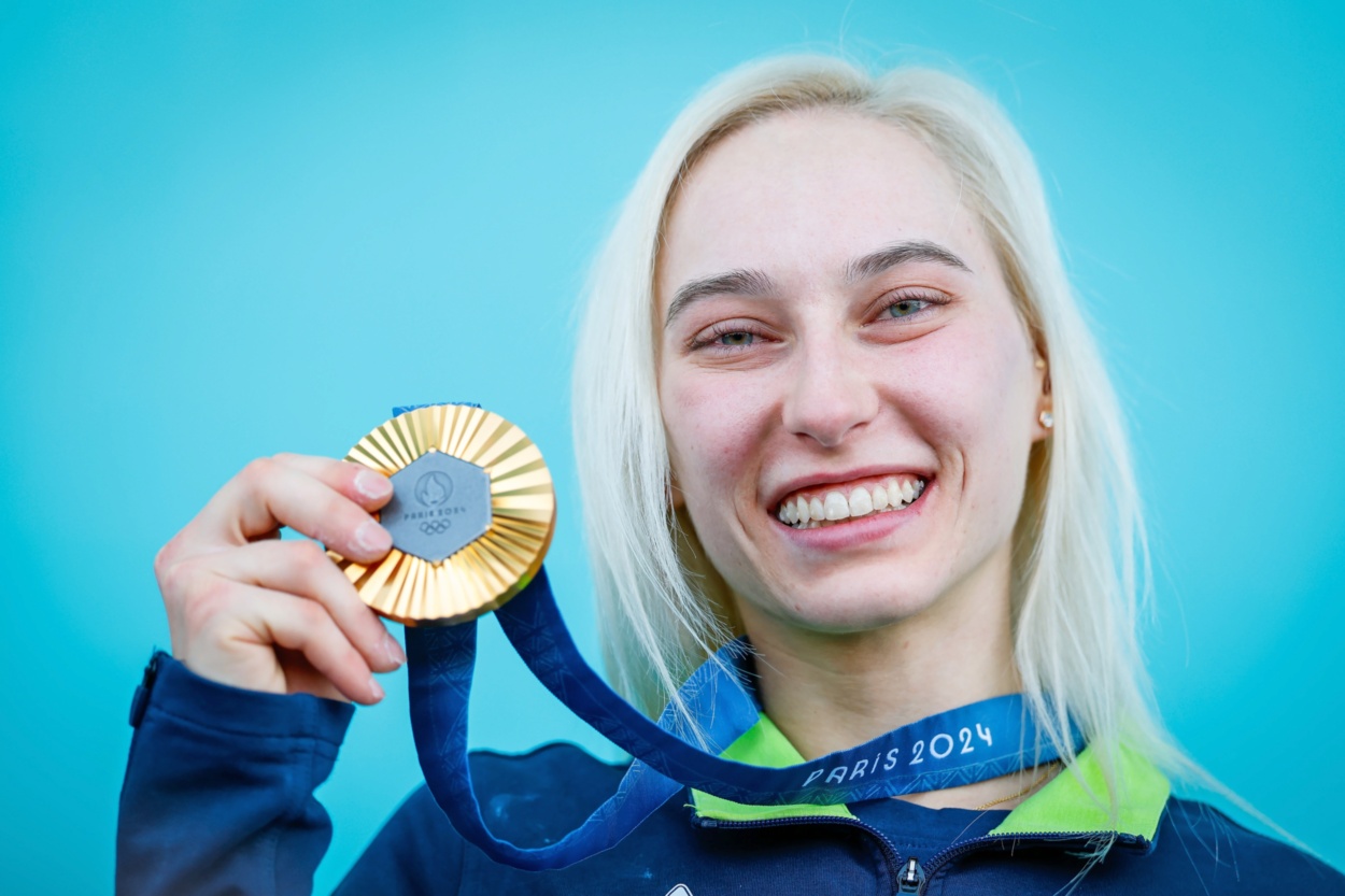 Janja Garnbret po Tokiu tudi v Parizu okronana za olimpijsko prvakinjo ...