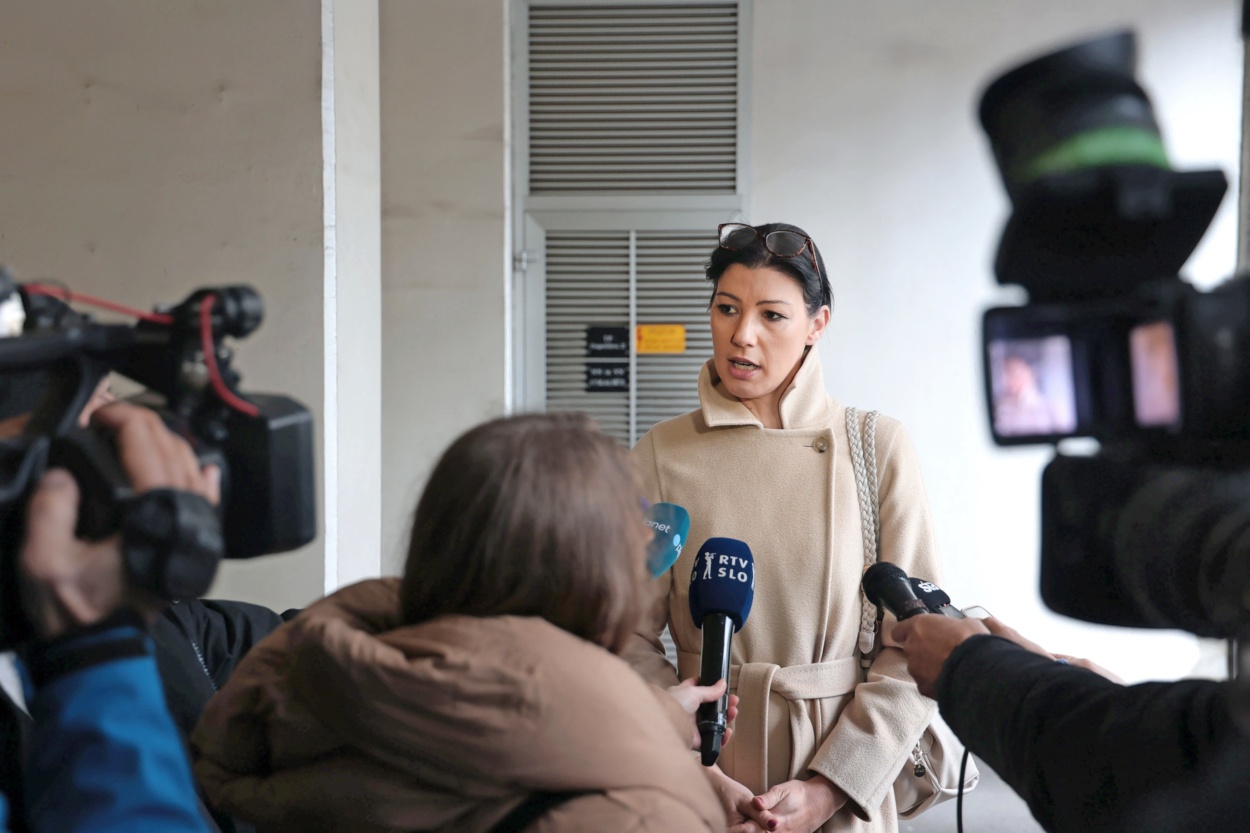 Preložili današnji sestanek ožjega vodstva SD s premierjem - Primorske ...