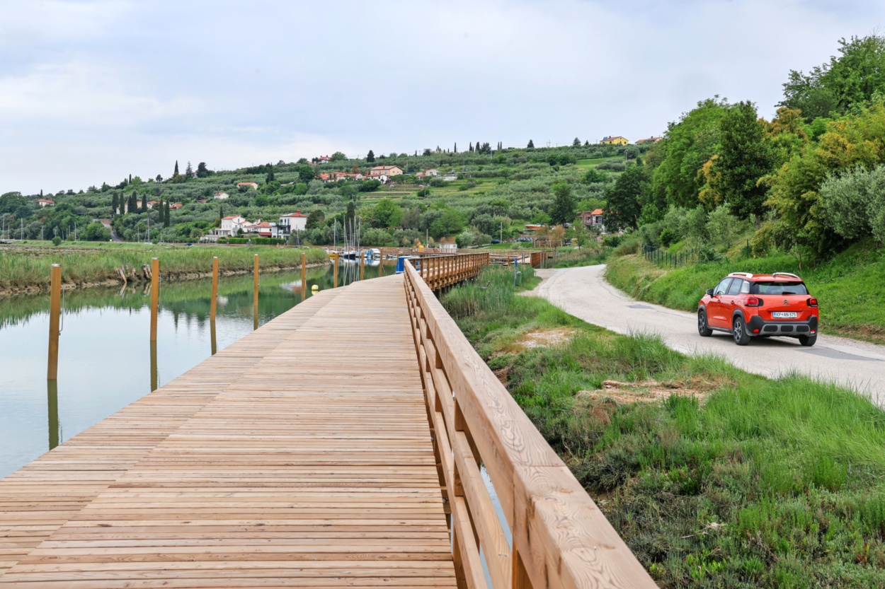 Končno do nove, malo širše ceste na Seči - Primorske novice