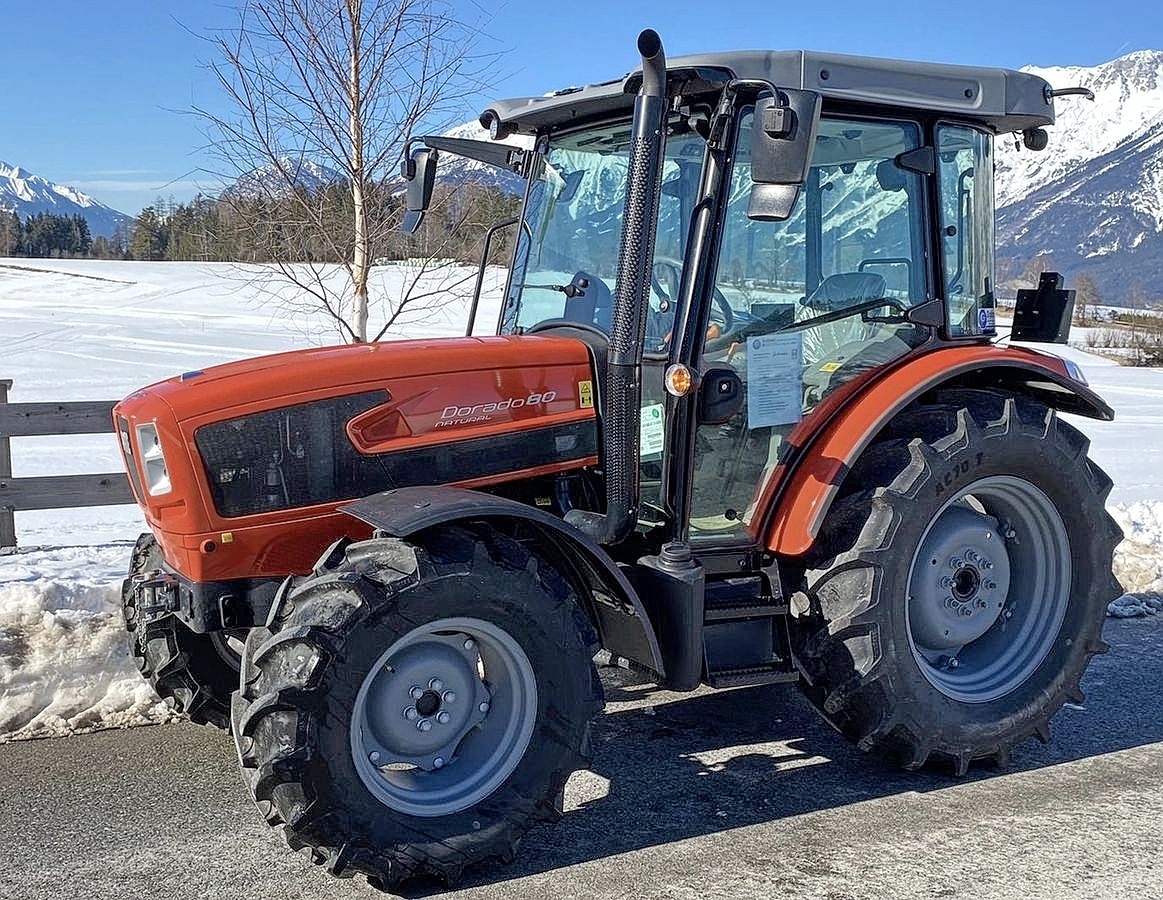 Tudi traktorje kradejo - Primorske novice