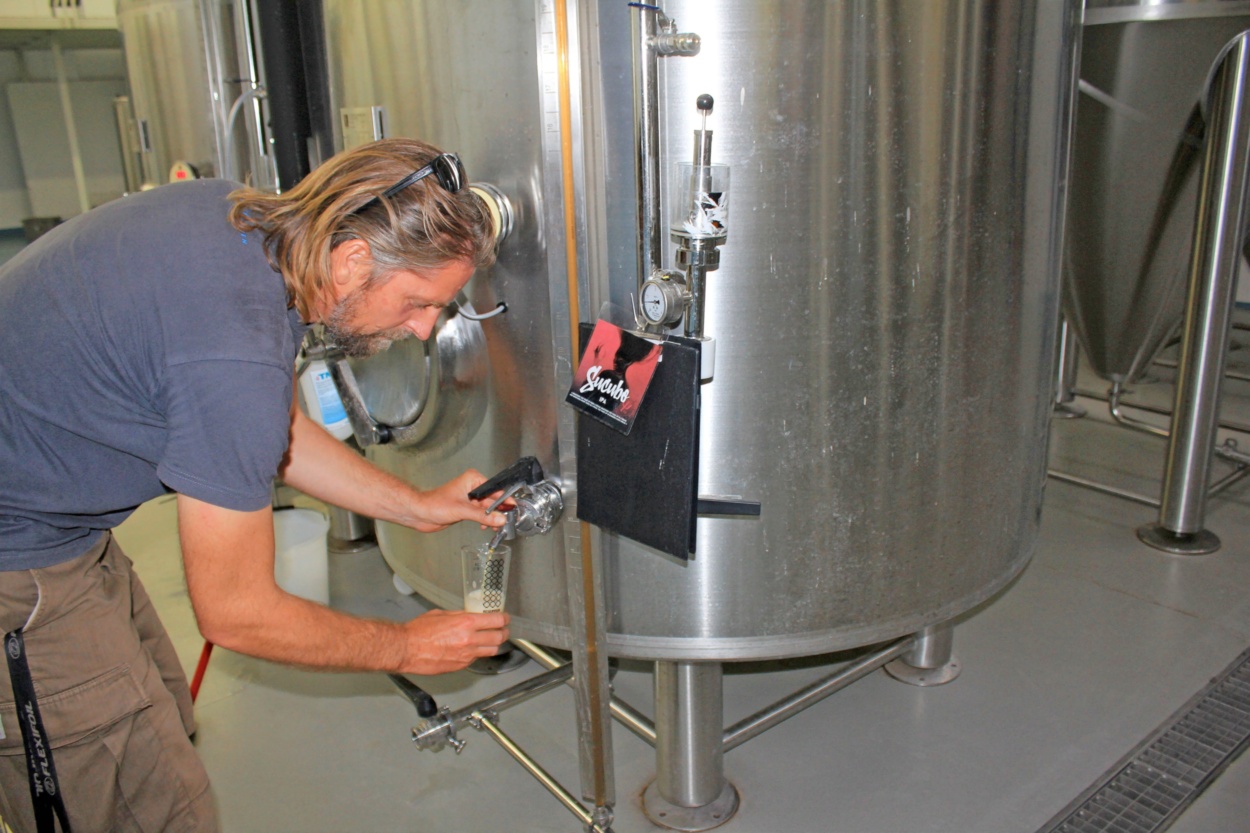 Ko so se lokali odprli, so vsi potrebovali pivo - Primorske novice