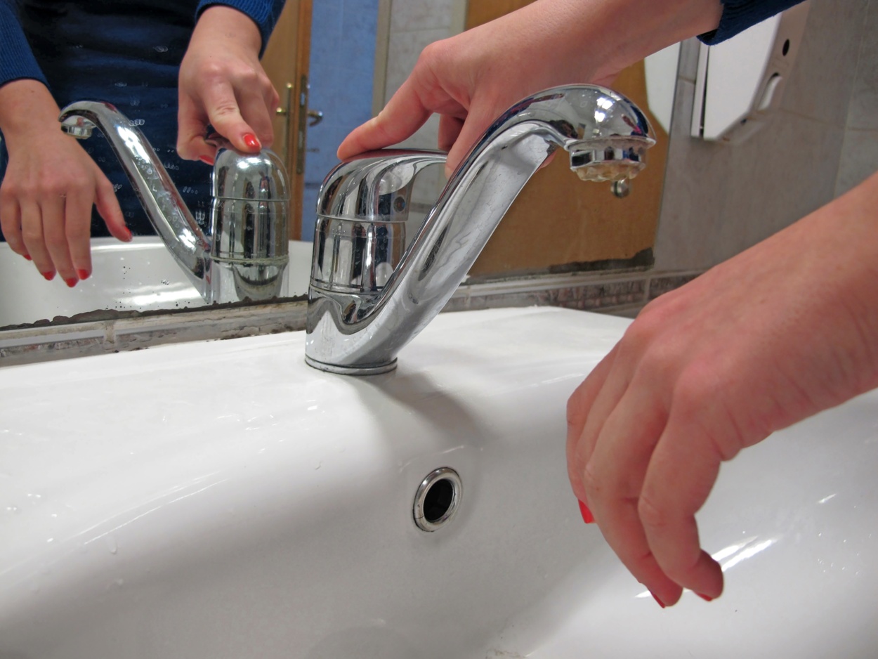 Kako ravnati z vodo v izrednih razmerah - Primorske novice