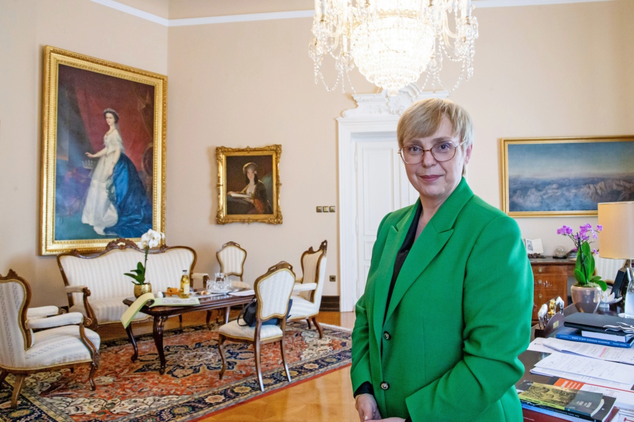 Potrebne so premišljene in odgovorne razprave - Primorske novice