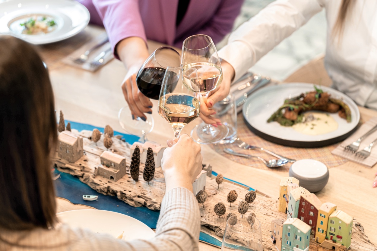 Martinovanje v Istrian bistro & Tapas baru z vinsko spremljavo vin ...