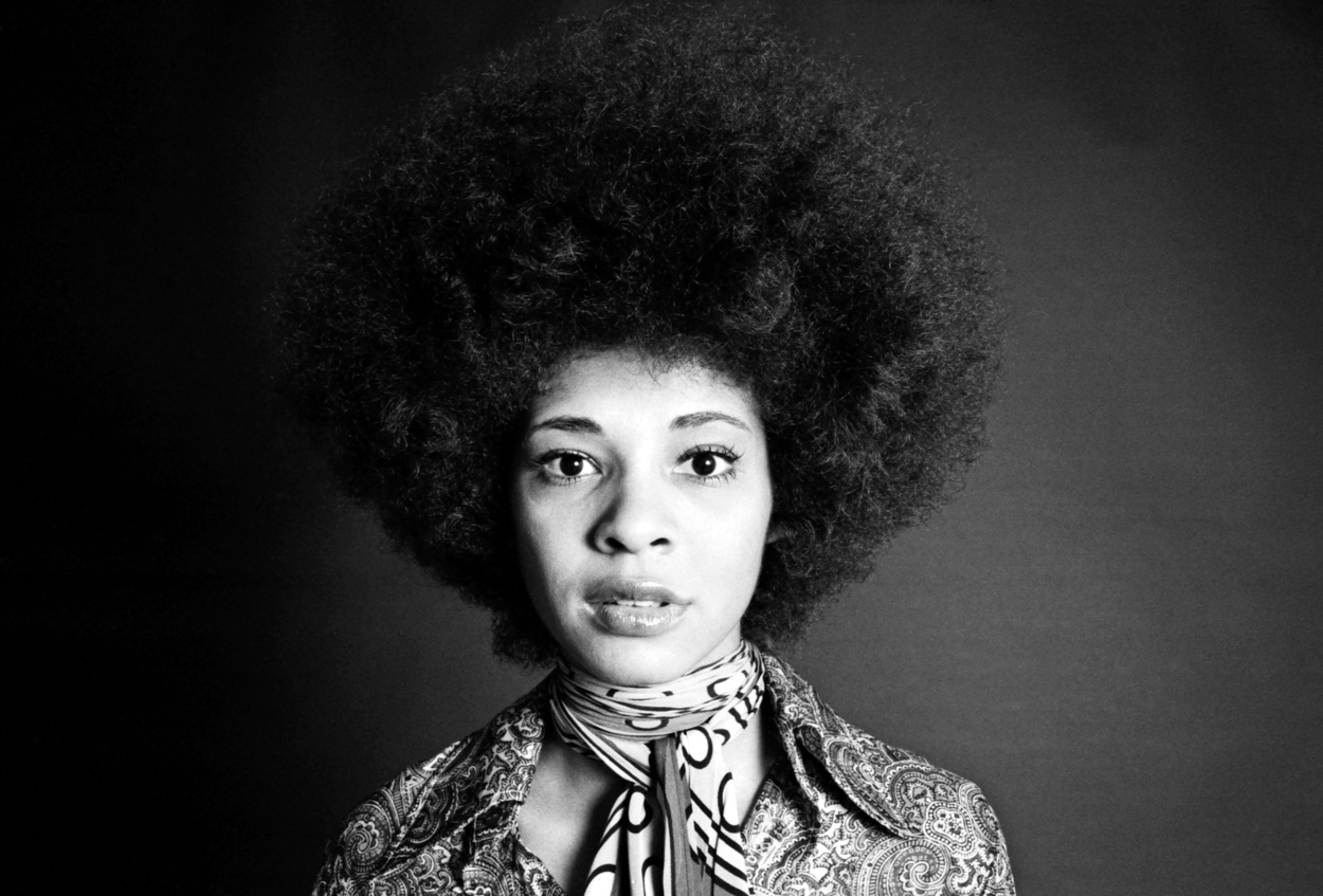 Umrla je pionirka funk glasbe Betty Davis - Primorske novice