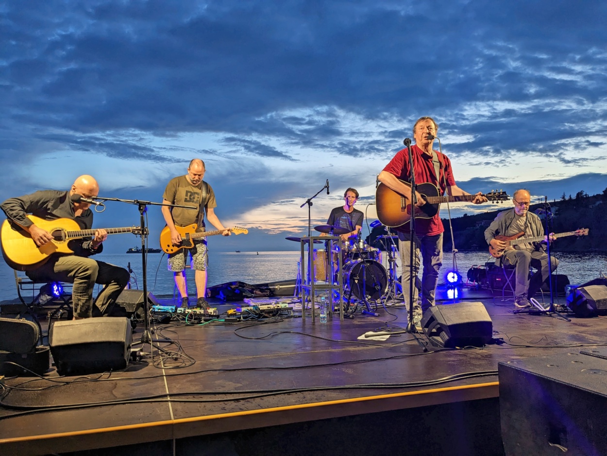 Kjer je Mef, tam sta tudi dobra glasba in pristen smeh - Primorske novice