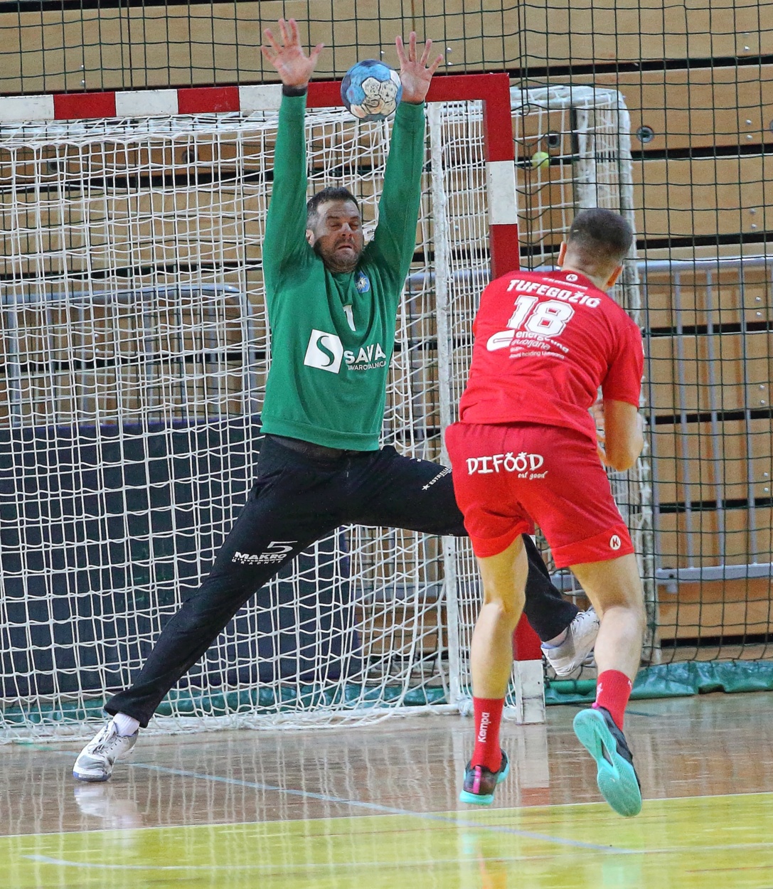 V ospredju je vratarsko vprašanje - Primorske novice