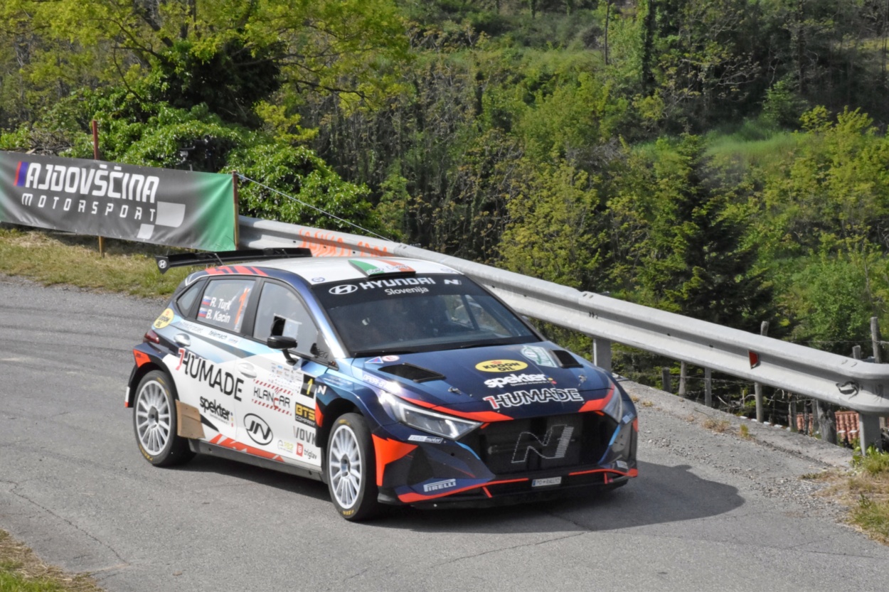 Za zmago povprečno 94 km/h - Primorske novice