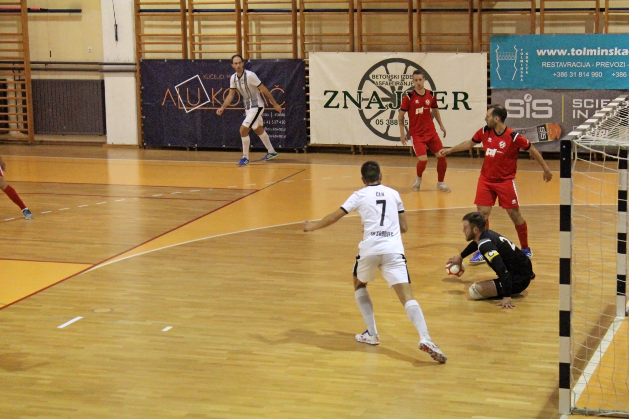 Prvaki boljši od Primorcev - Primorske novice