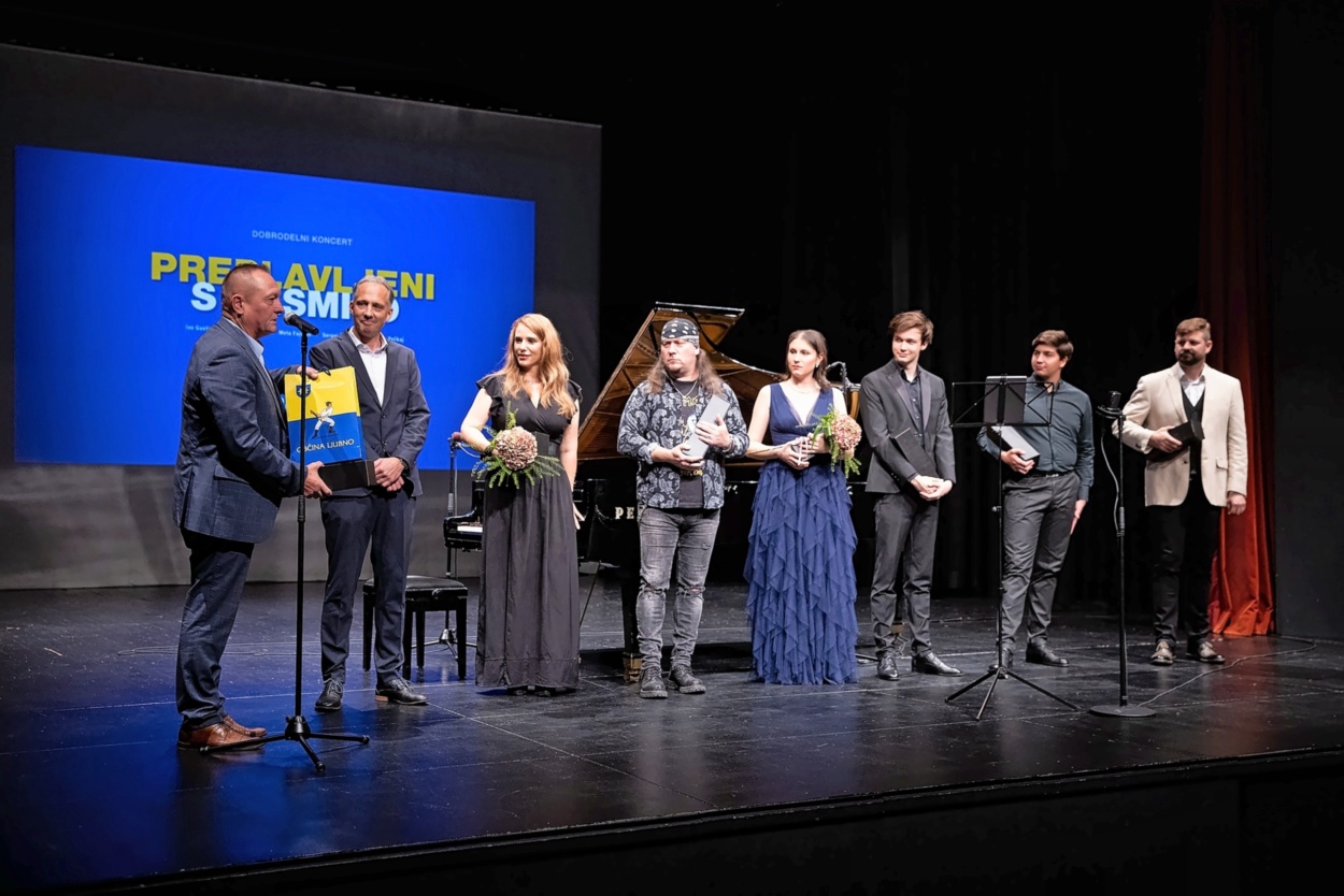 Preplavljeni s pesmijo za pomoč prebivalcem Ljubnega - Primorske novice